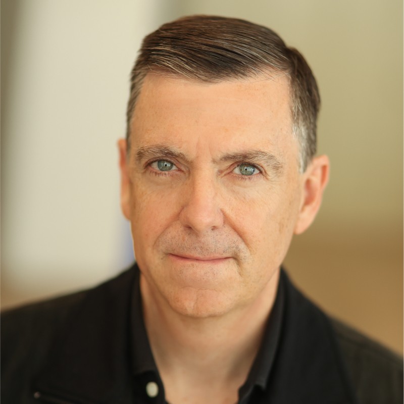 Generic LLMs vs. Domain-Specific LLMs: What’s the Difference? - Dataversity